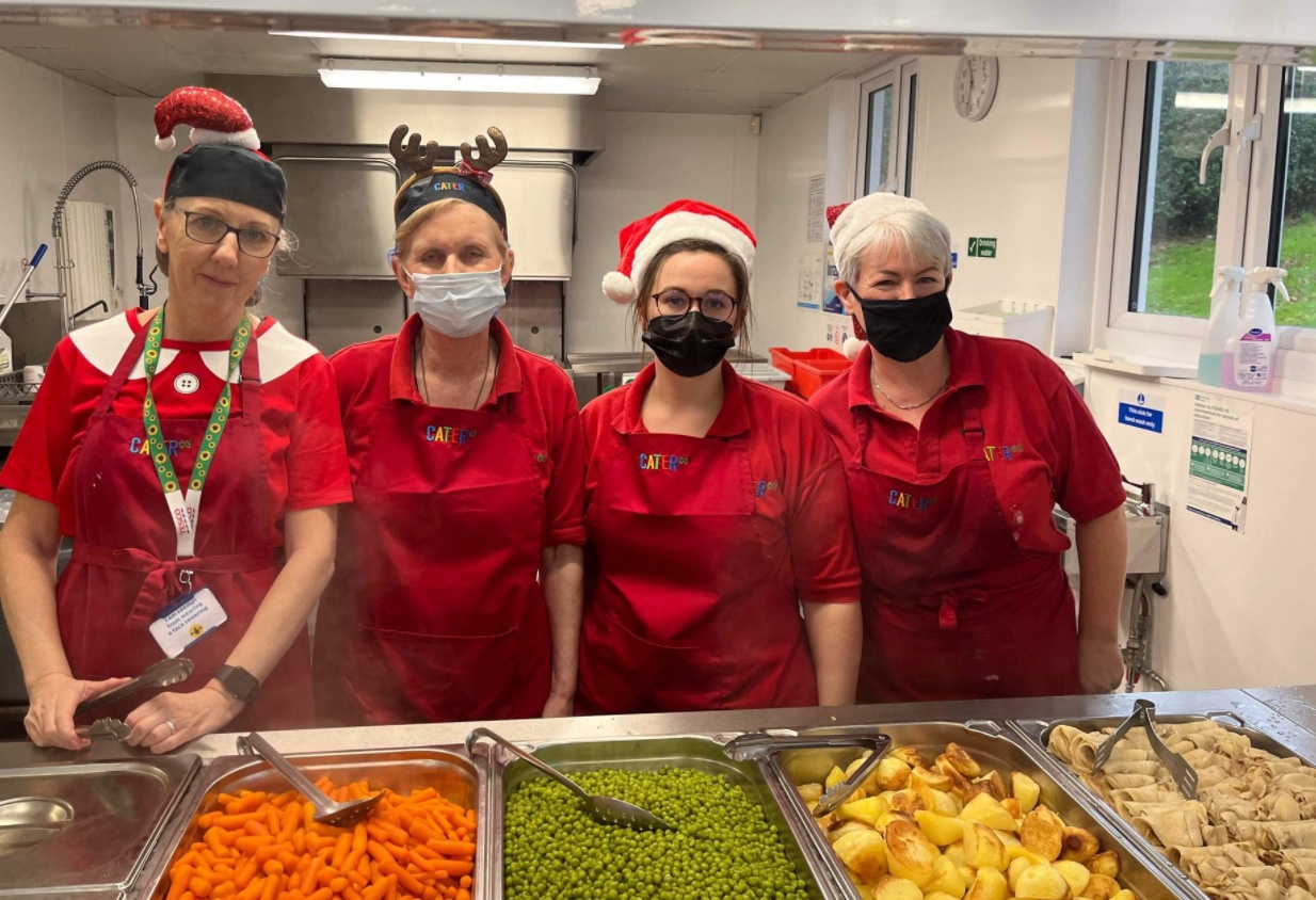 Woodford Primary School - Christmas Lunch 2021